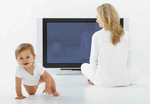 How Much TV Should Babies Watch? - Lose Baby Weight